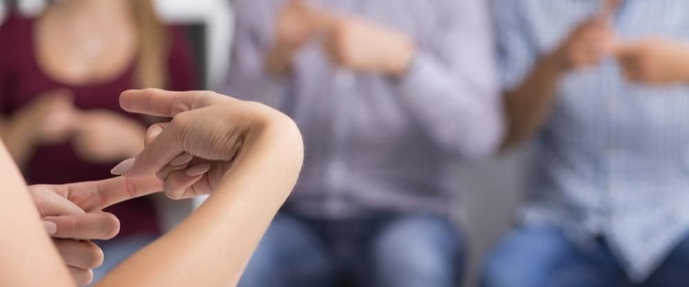 Why You Should Learn Sign Language Online