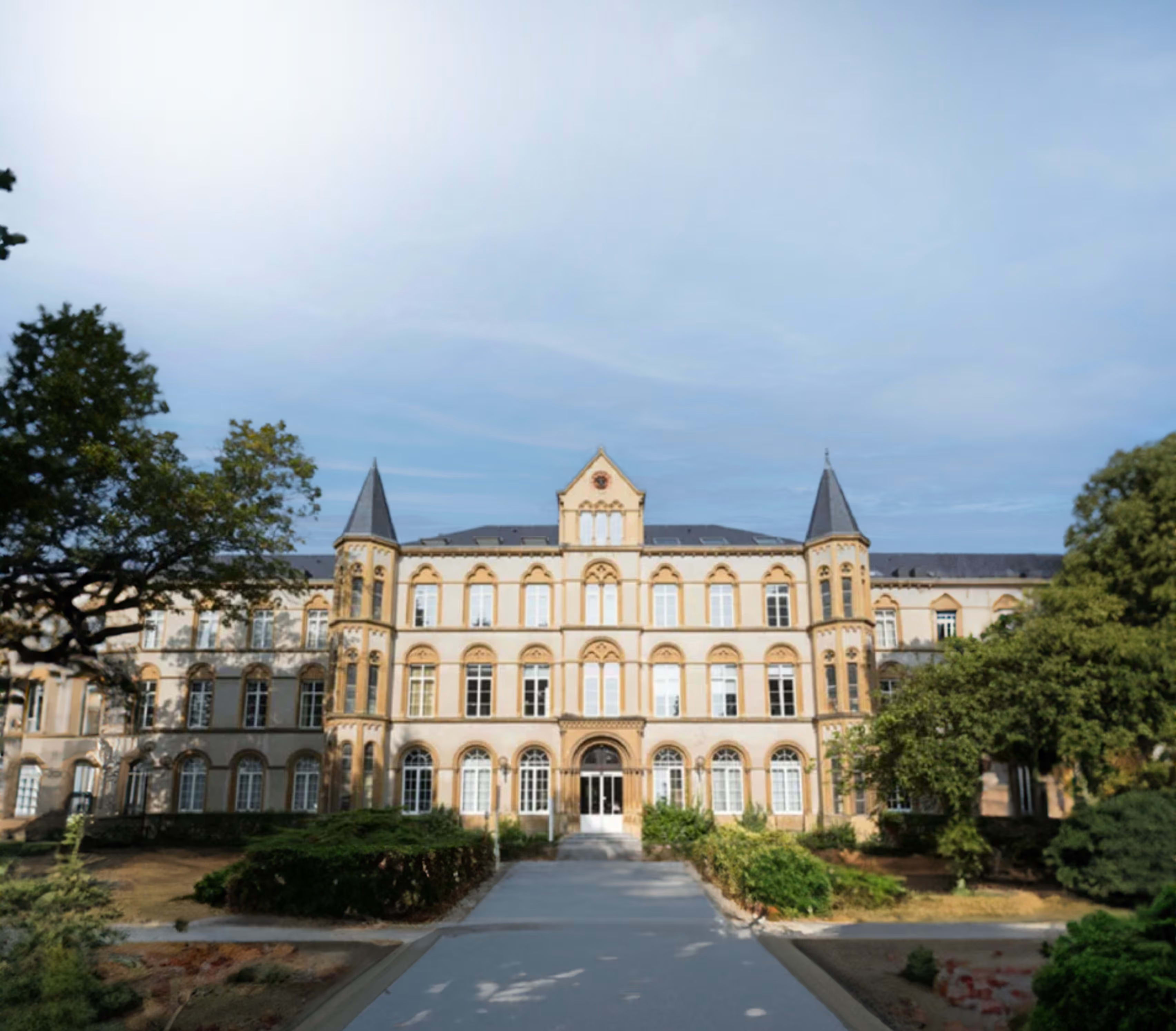 Euclea Business School