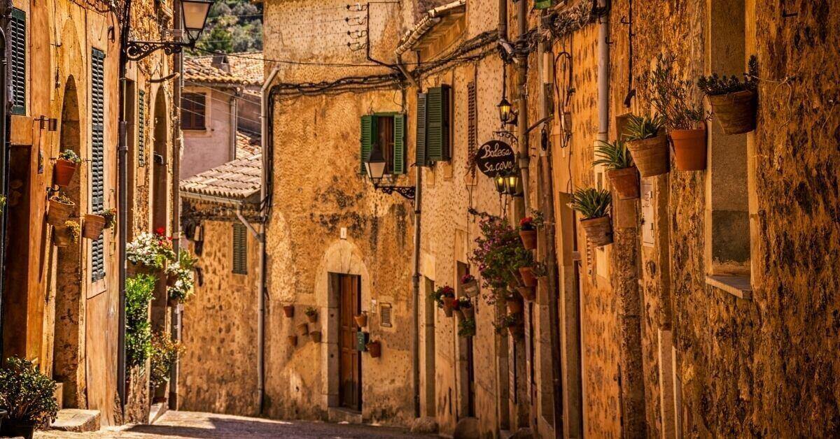 Study in Spain: A Guide for International Students