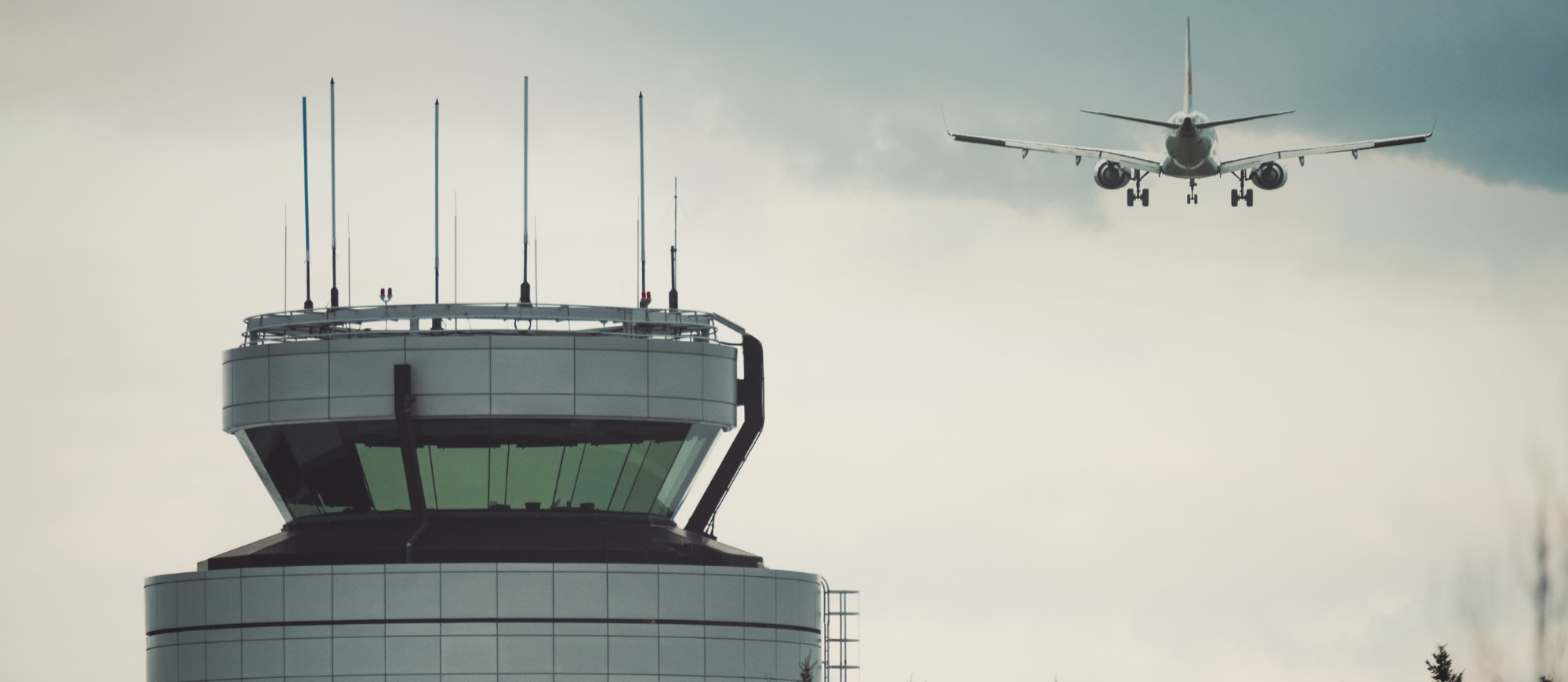 Study Aviation: The Ultimate Student Guide (2025)